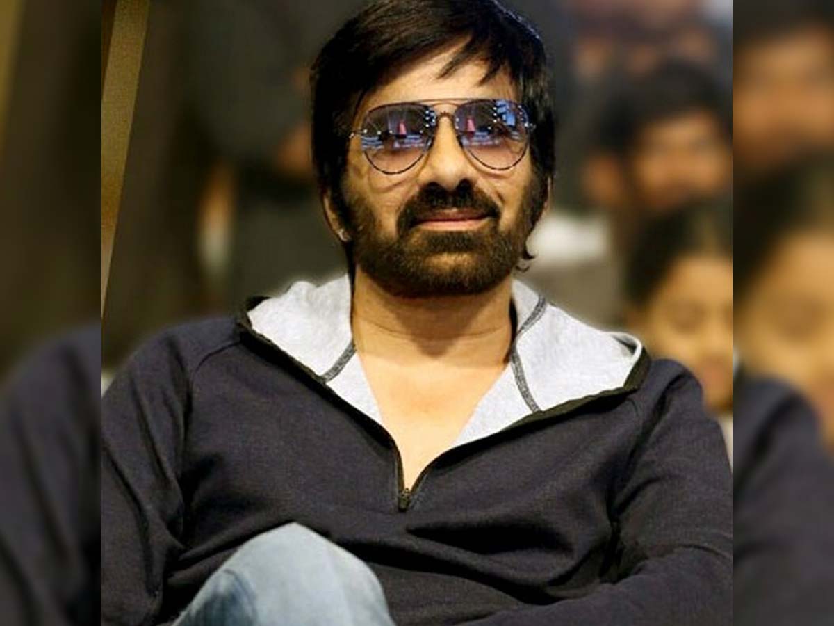 Ravi Teja to romance five heroines in his next - JSWTV.TV