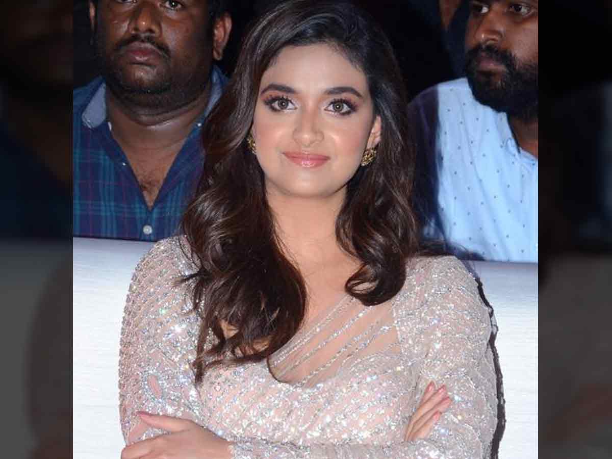 Keerthy Suresh takes a subtle dig at her director Parasuram - JSWTV.TV