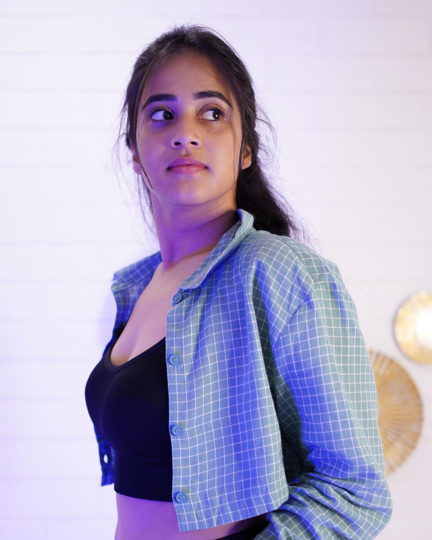The star youtuber Deepthi Sunaina chic clicks - JSWTV.TV