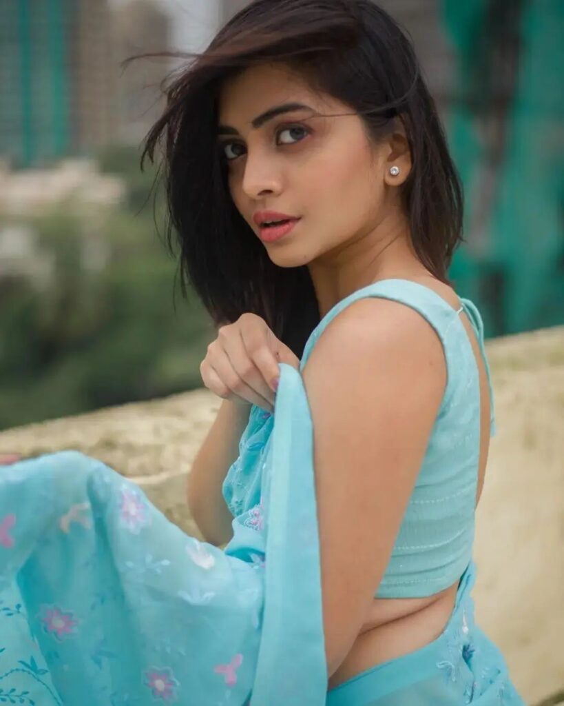 Ruchira Jadhav gorgeous in blue saree - JSWTV.TV