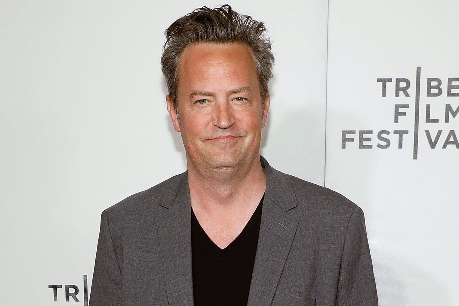 'FRIENDS' star Matthew Perry dies at 54 - JSWTV.TV