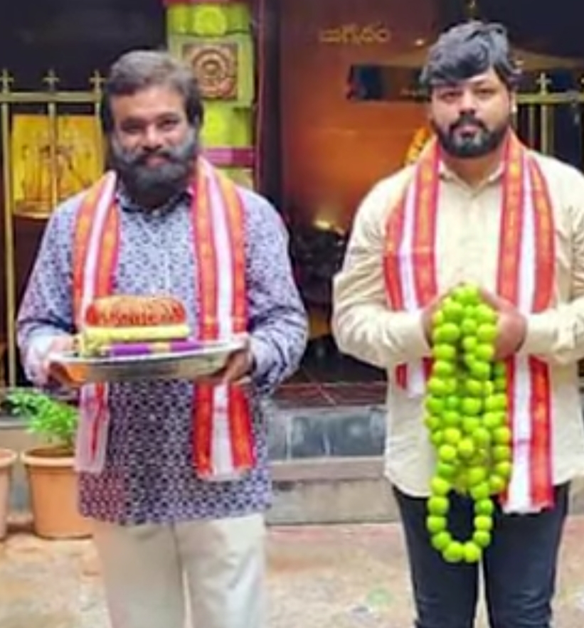 Dr. Jai Yalamanchili visits Vijayawada Durga Temple, prays for AP's ...